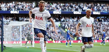 Harry Kane becomes an AIA Ambassador | Tottenham Hotspur